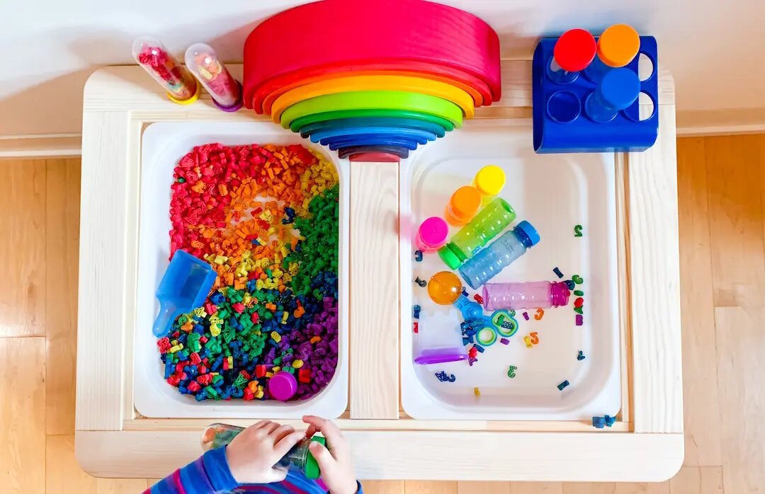 How To Dye Pasta with Paint for Sensory Play - PlaygardenOnline